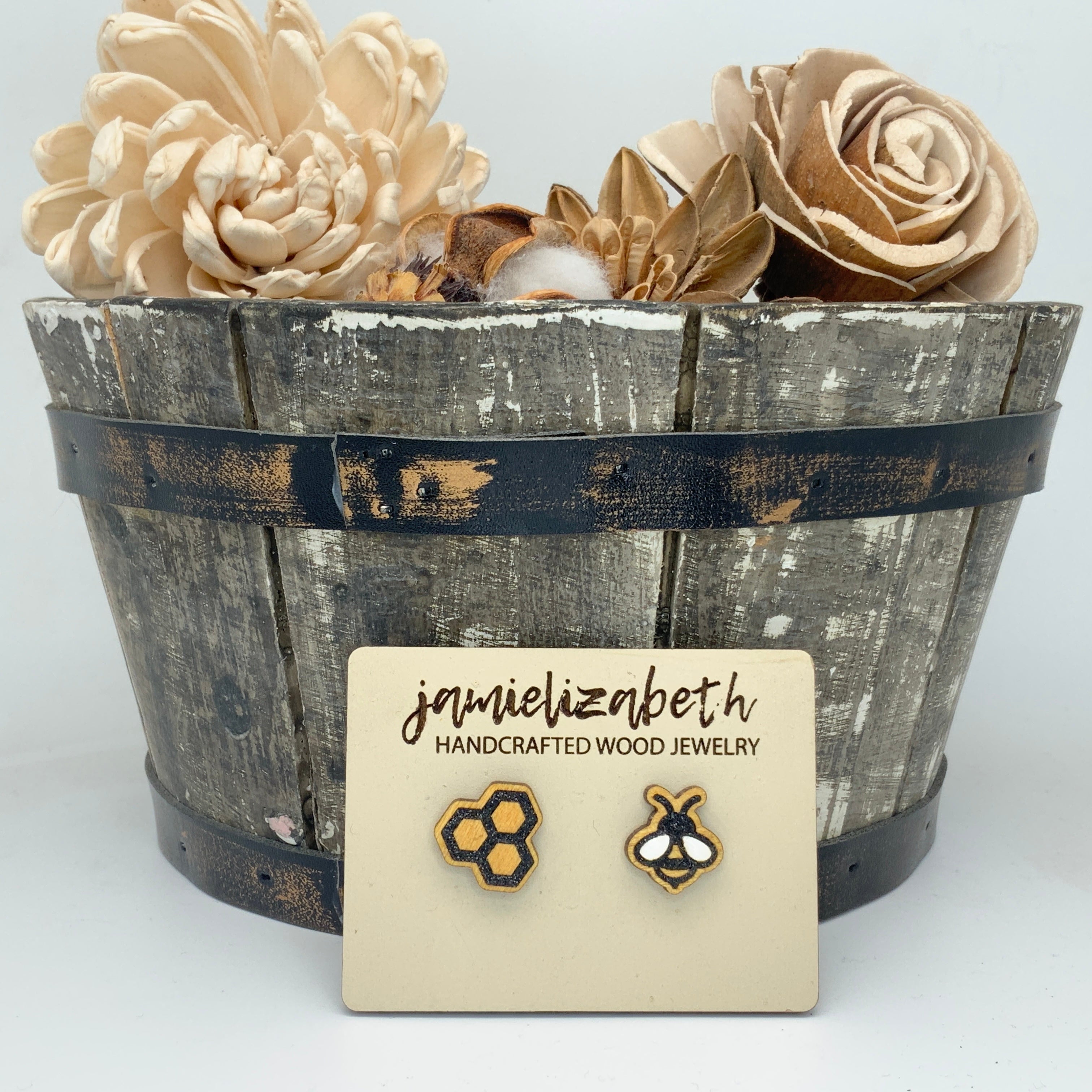 The Bees Knees Honeycomb/Bee Studs *Vault – Jamielizabeth